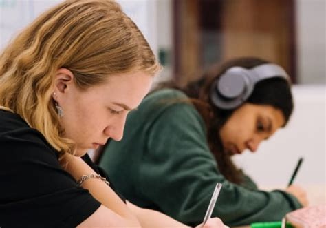 Is Aqa Or Edexcel Gcse Maths Harder