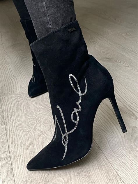 Ботильйони Karl Lagerfeld — ціна 5000 грн у каталозі Ботильйони Купити жіночі речі за доступною