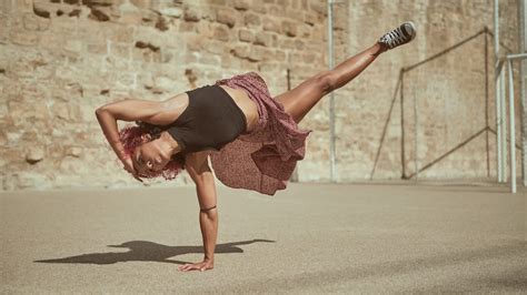 Championnats Du Monde De Breaking B Girl Sarah Bee Ses Débuts Compliqués Jusquaux Sommets