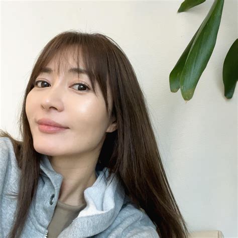 新山千春のプロフィール・画像・写真 Webザテレビジョン