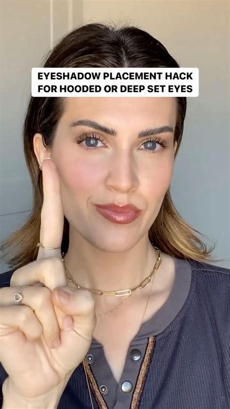 Hooded Eye Hack Tip To Lift Your Eyes Beginner Friendly Artofit