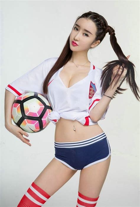 尤果网足球宝贝模特姐妹花巨乳丰臀性感双飞美腿激情图 Yy美图大全
