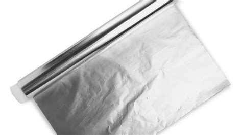 The Effortless Foil Hack For A Non Stick Cooking Experience