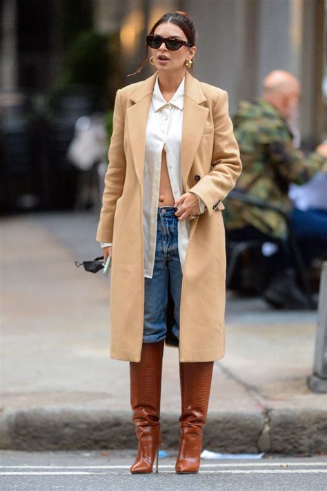 Emily Ratajkowski Street Style Out In Downtown Manhattan 10272020