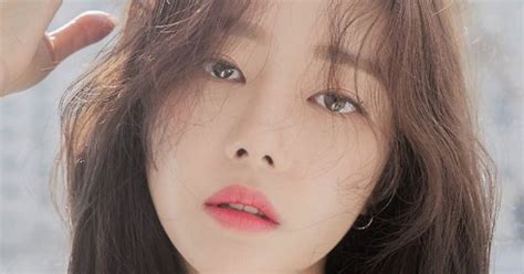 레인보우 출신 고우리 Sw엔터테인먼트와 일한다