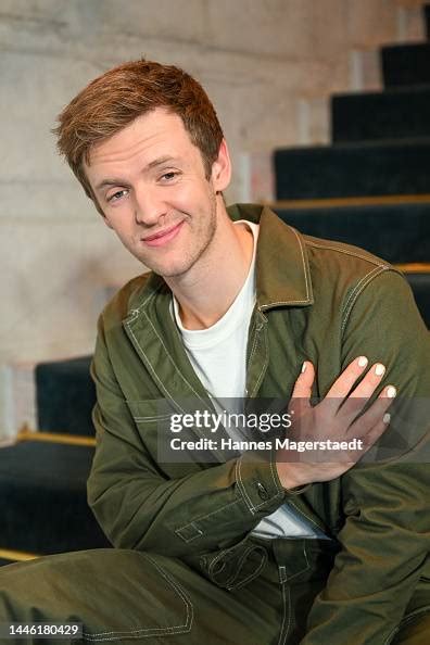 Actor Timur Bartels Attends The Friedliche Weihnachten Premiere At News Photo Getty Images