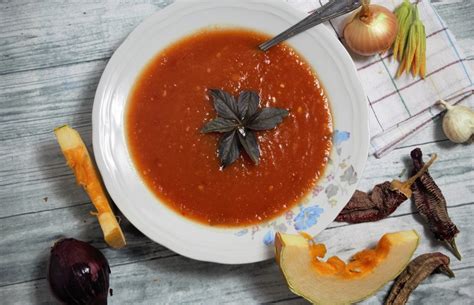 Чорба од тиква кромид и везени пиперки Moirecepti