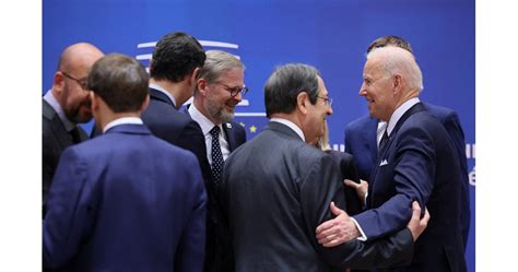 Евролидерите и САЩ с готовност за още санкции срещу Русия и Беларус