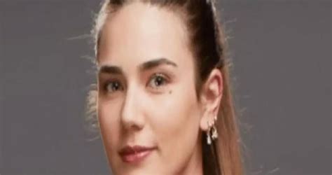 Buse Varol Kimdir Gelin Evi Sunucusu Buse Varol Kaç Yaşında Nereli Eşi Kim