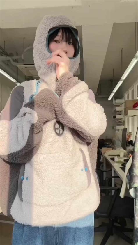 귀여운 뽀글 🤍 Kream