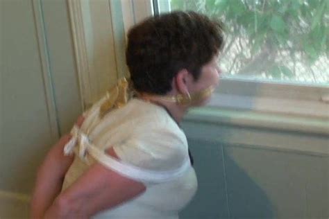 Real Estate Lady In Peril Free Real Twitter Porn Video 5e Xhamster