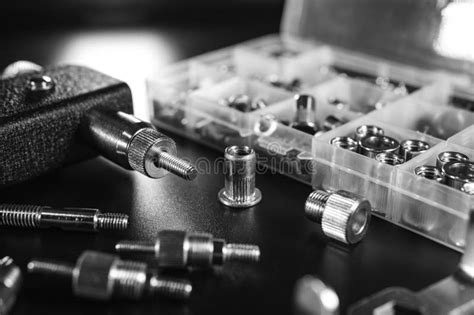 Threaded Insert Riveter Gun Kit Setting Tool Nosepieces And Inserts For All Types Of Rivets