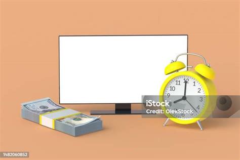 돈과 알람 시계 더미 근처에 흰색 격리 스크린이 있는 현대적인 Tv 현금 수수료 생산 비용 수수료 금액입니다 영화 촬영 산업 3d 렌더링 텔레비전에 대한 스톡 사진 및 기타