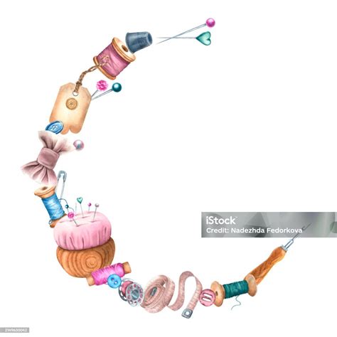 핀쿠션 줄자 활 라벨 실이 있는 반원형 구성 손으로 그린 수채화 그림은 배경에 고립되어 있습니다 재봉사를 위한 인사말 카드 아이콘 및 로고를 위한 템플릿 가위에 대한 스톡