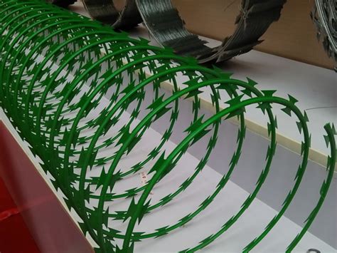 Razor Wire Good Anti Blocking Effect Convenient Construction