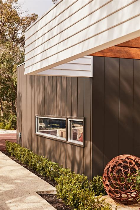 Stria Cladding Clennett S Mitre