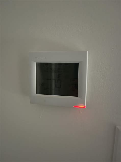 Thermostat Showing A Red Light Here Are 7 Steps To Solve It Jcdat
