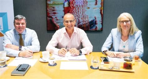 Sbs Small Business Sunday Launches Free Investment Business Connect Magazine