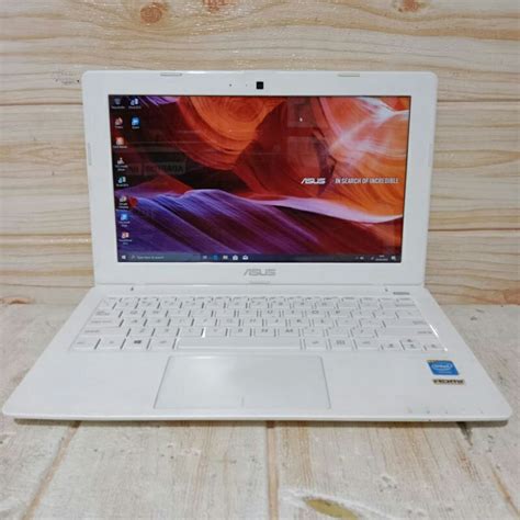 Jual Laptop Asus Warna Putih Shopee Indonesia