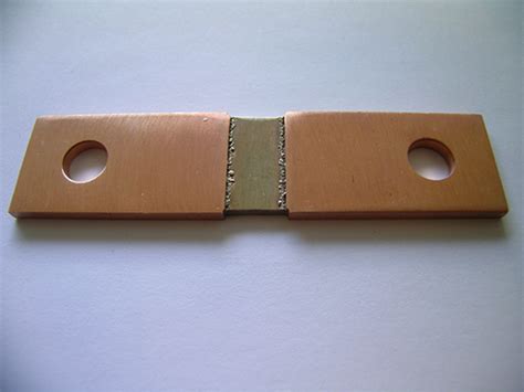 Hcc8420 High Current Shunts Handle Up To 350 Amps Power Electronic Tips