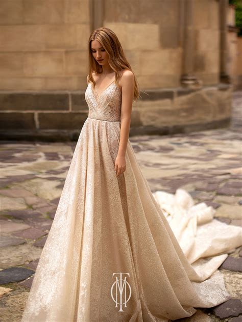 【wona】高定吊带细闪婚纱礼服璀璨高定系列全国timi 缇迷婚纱礼服定制（北京店） 中国婚博会官网
