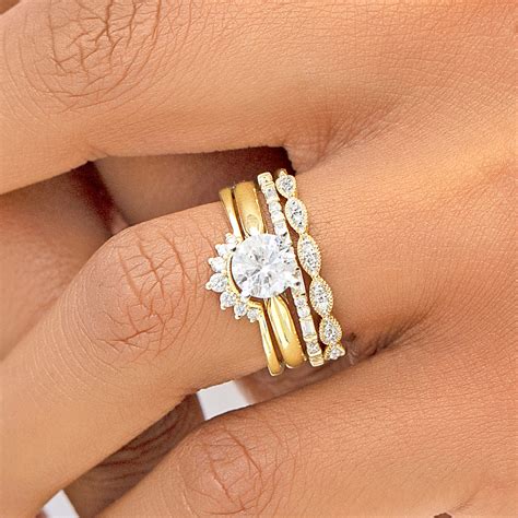 Eternity Rings What Are They And When Are They Given