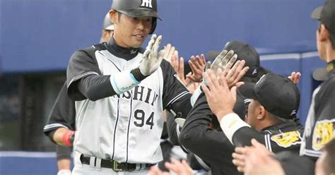 【虎のソナタ】ビヤ樽の腹ナデナデ幸運儀式で原口快音（12ページ） 産経ニュース