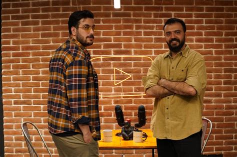 بیوگرافی ابوطالب حسینی استنداپ کمدین و مجری تلویزیون تصاویر طرفداری