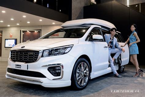 카니발 하이리무진 가솔린 출시 가격은 5521만원 탑라이더