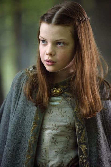 Queen Lucy ♥ Georgie Henley Harry Potter Narnia Lucy Narnia Cast Favorite Movies Favorite