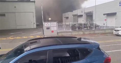 화성 일차전지 공장 화재로 1명 사망 근로자 21명 연락 두절