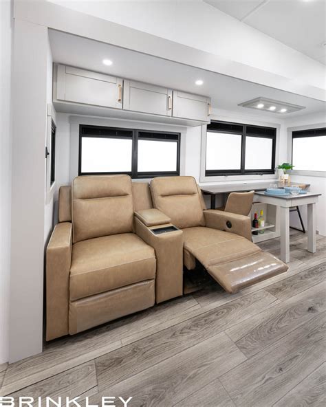 Model Z 3300 Fifth Wheels Brinkley Rv