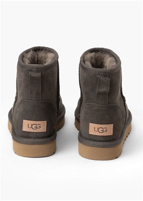 Ugg W Classic Mini Ii 125 99 € Sneaker Peeker I Migliori Sconti
