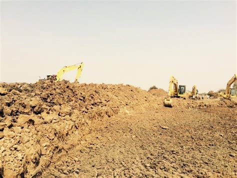 ក្រសួងធនធានទឹក និងឧតុនិយម ចាប់ផ្តើមស្តារស្ទឹងស្វាយចេក ខេត្តបន្ទាយមានជ័យ នគរដ្រេហ្គន