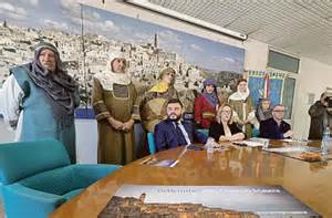 Nel Cuore Dei Sassi Di Matera Ritorna Il Presepe Vivente Attesi Tra I 30 E I 40 Mila Visitatori