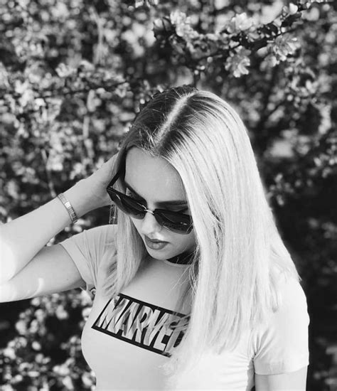 Cute Girl Skype Skyprivate Girl Profile And Live Cam Show Skyprivate