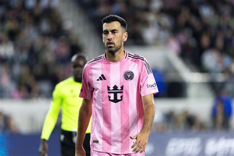 Oficjalnie Sergio Busquets Kończy Piłkarską Karierę