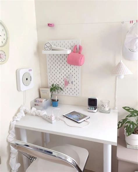 Desk Set Up Desk Organization Desk Aesthetic White Desk Set Up Minimalist Desk Set Up