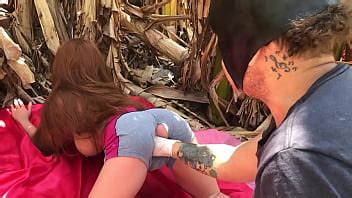 Por favor alguém come o cu da minha inteada não poso pq já estou broxa ela deu o cu pro pastor