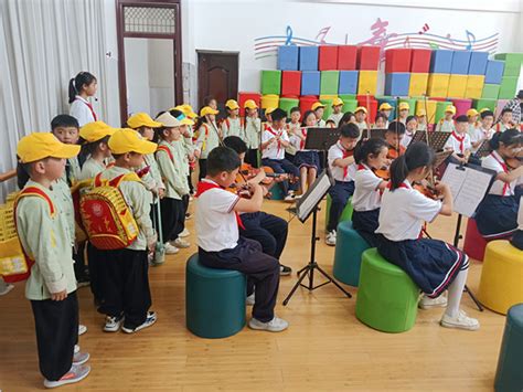 嵩阳办先锋明德幼儿园 初探小学 礼遇成长幼教天地dfedu