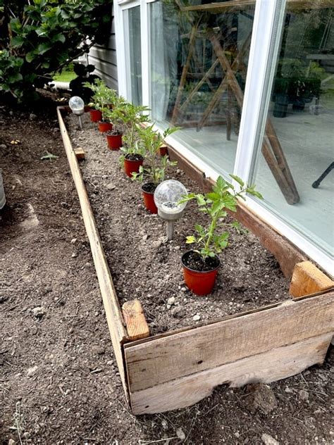 Creative Ideas For An Upcycled Container Vegetable Garden Funky Junk