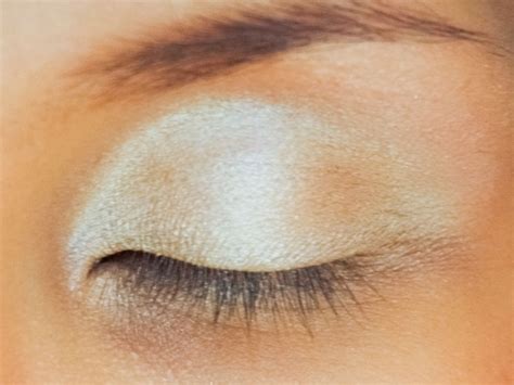 Simple Everyday Makeup Tutorial ~ Handmade Reviews