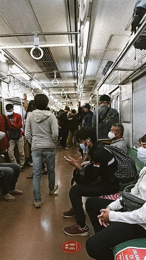 Kerata Api Krl Keadaan Aesthetic Ramai 2020 Pemandangan