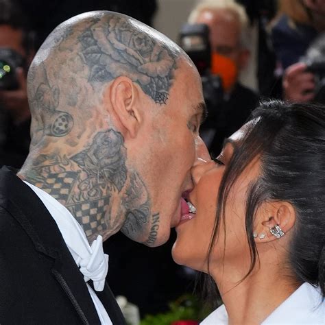 Private But Not Secret Relationships Vs Power Pda Popsugar Love And Sex