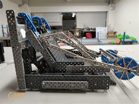 VEX IQ 賽季 車型分享 Flip bot close up photos 庫樂思機器人