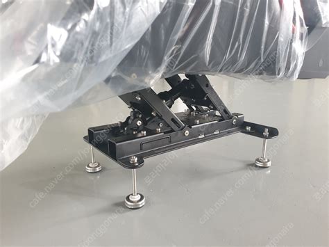 지게차의자 굴삭기의자 중장비의자 공압충격흡수쇼바 장착형 산업자재 중고나라