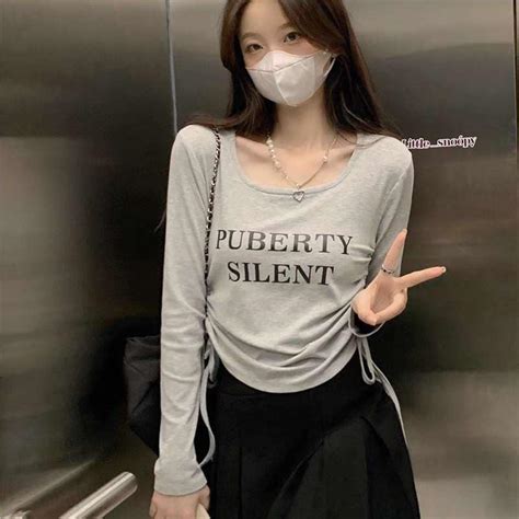 တီရှပ်ကြိုးရှုံ့လက်ရှည် ရွှေမန်းသူ အထည်ဆိုင်