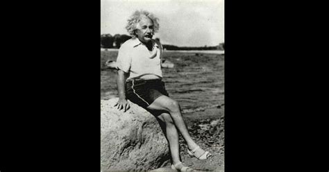 The Story Behind The Photo Of Albert Einstein On The Beach In Those Open Toed Sandals Einstein