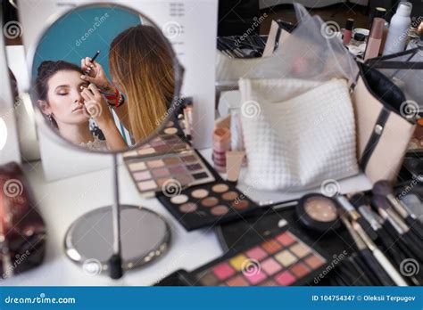 Makeup Artist Doing Make Up For Girl Stock Image Image Of Women Girl