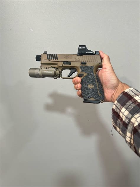 Aint She Pertty R10mm